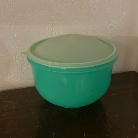 Tupperware | Kitchen | Tupperware Lettuce Container | Poshmark